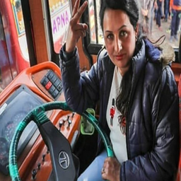 Meet the first Woman Bus Driver of Jammu and Kashmir - Pooja Devi