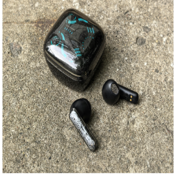 5 Reasons Why Wireless Earbuds Are Bad for You and More Crucial ...